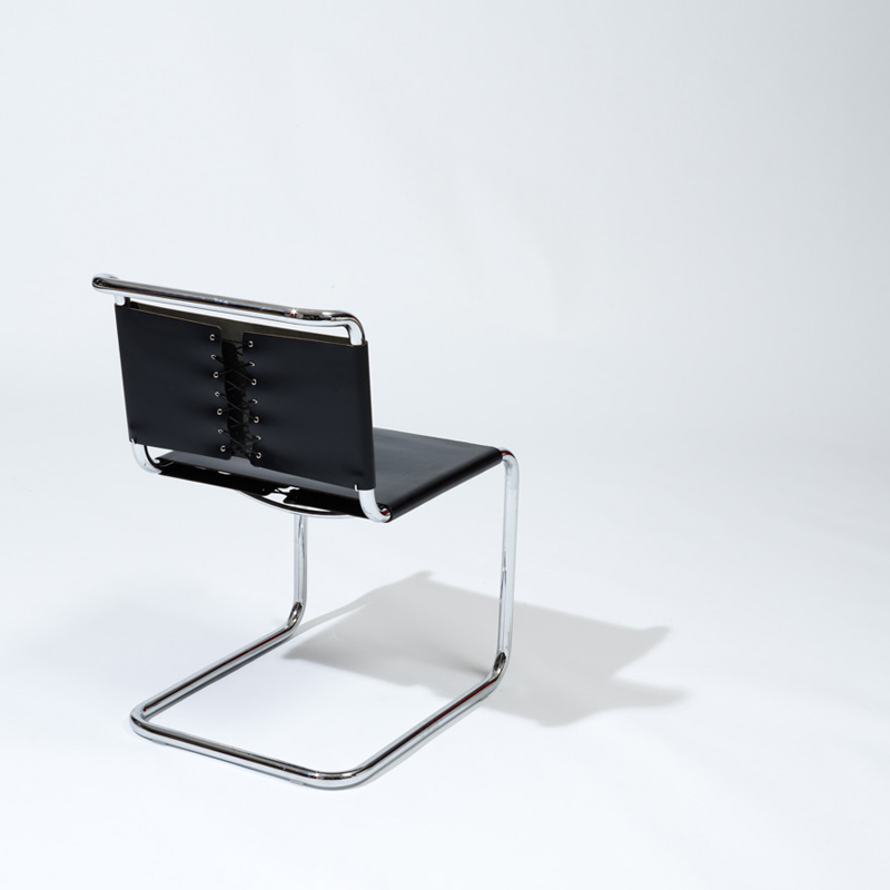 Knoll - Sedia Spoleto Cuoio Nero - LONGHO | Design Concept Store